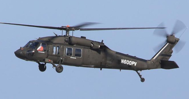 Беспилотные вертолеты Black Hawk испытают полетом в строю