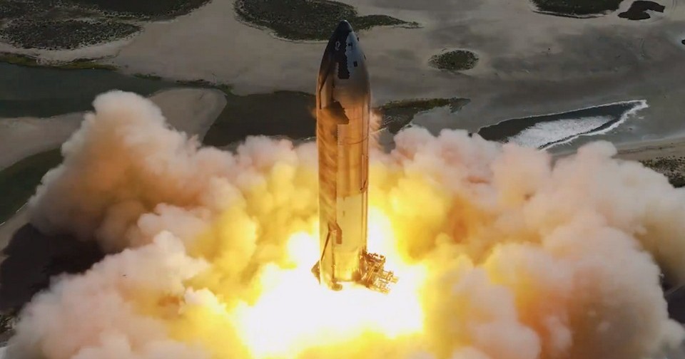 SpaceX провела огневые испытания второй ступени Starship для третьего ...